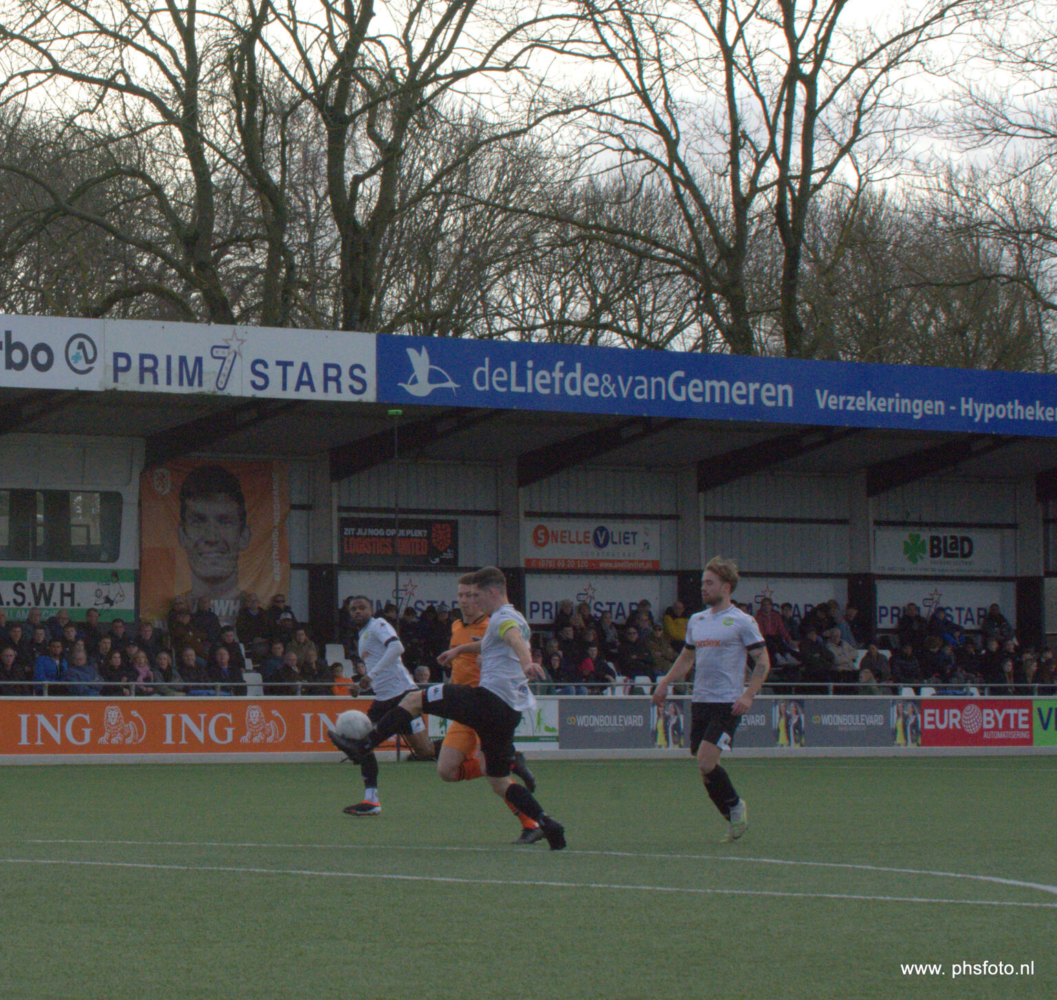 ASWH klopt Smitshoek op overtuigende wijze in topper | ASWH