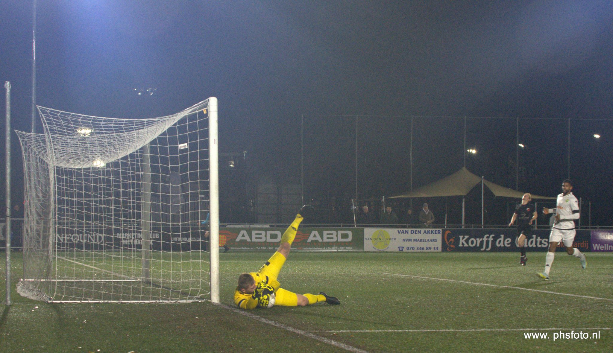 ASWH sluit eerste competitiehelft winnend af bij HBS | ASWH