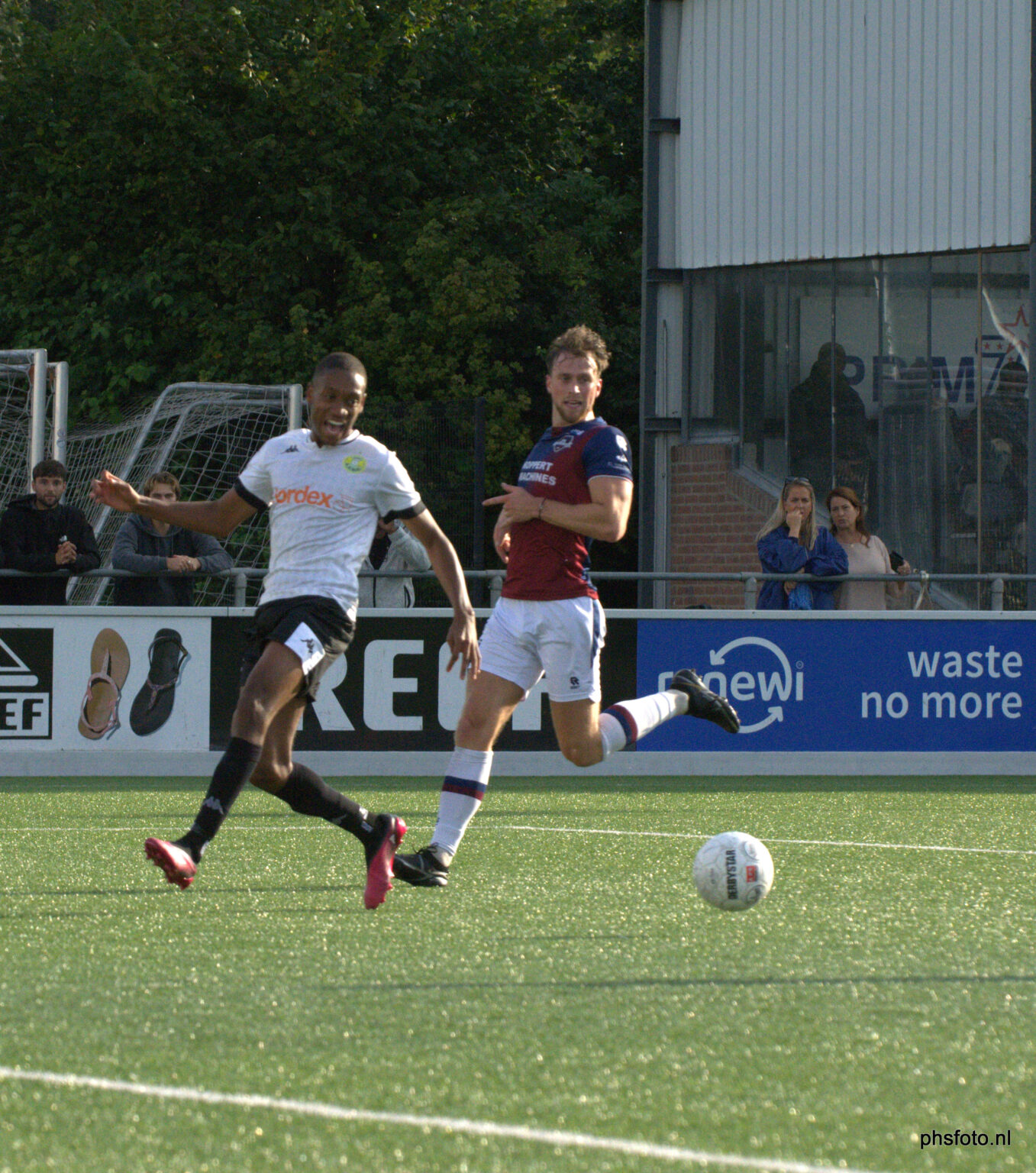 Energiek ASWH speelt gelijk na knotsgekke slotfase tegen FC 's ...